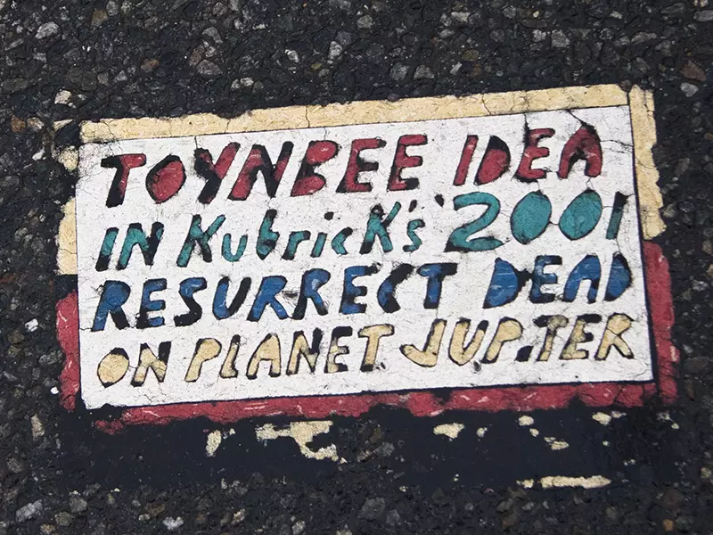 toynbee-tiles4