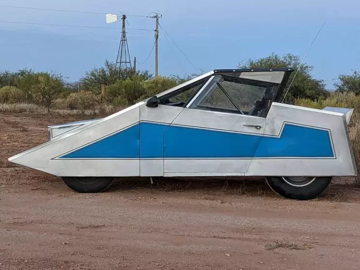 Le Wedge Custom Car Ibukeka Iqonde Kwama-70s Sci-Fi