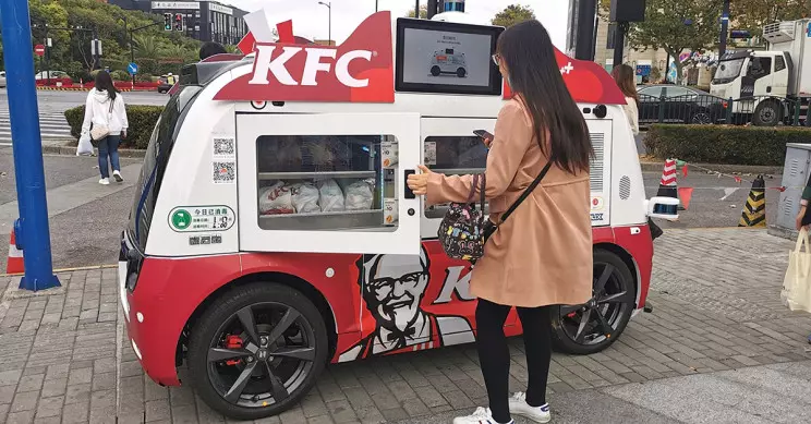 KFC lança 'caminhões de frango' 5G autônomos na China