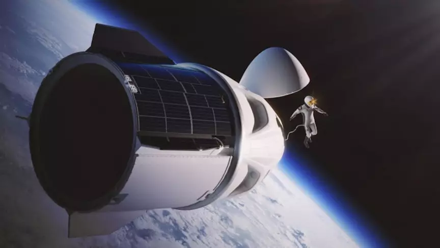 SpaceX دۇنيادىكى تۇنجى سودا ئالەم كېمىسى ئۈچۈن ئالەم ئۇچقۇچىلىرىنى مەشىق قىلماقتا