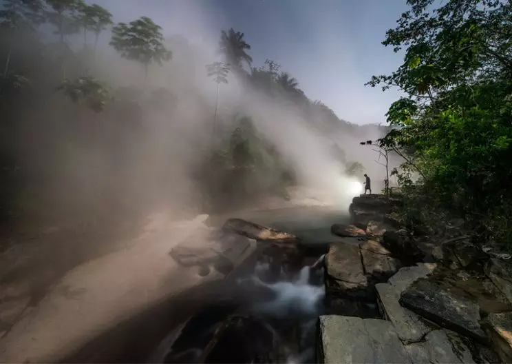 Bioinxhinieri gjeti një lumë që vlon në thellësi të Amazonës