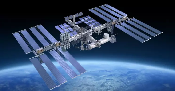 ניסויי מיקרו-כבידה ב-ISS מקרבים אותנו לבסיס הירח