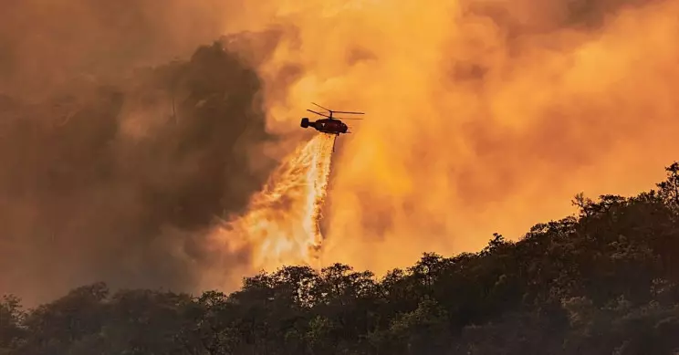 Wildfire Smoke Cloud Research ferbettert klimaatfoarsizzings