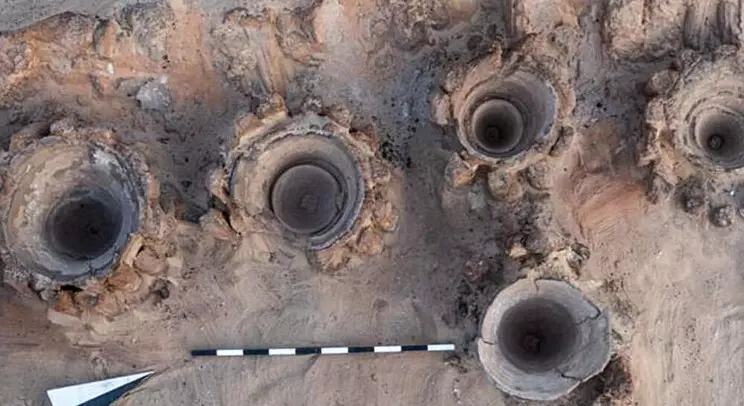 Arkeolog manggihan pabrik bir 5.000 taun heubeul di Mesir