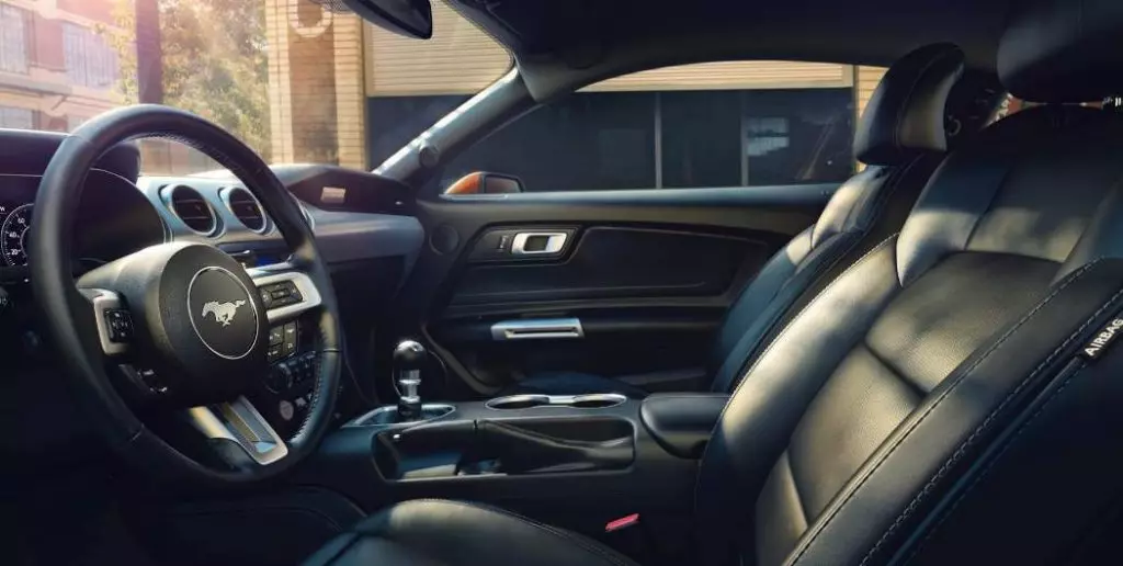 El nou Ford Mustang 2018 rep un interessant rentat de cara