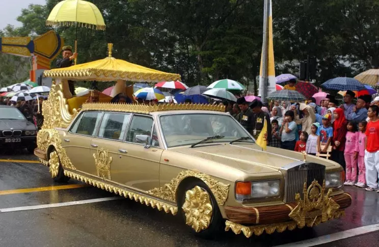 unika limousiner gold rolls royce