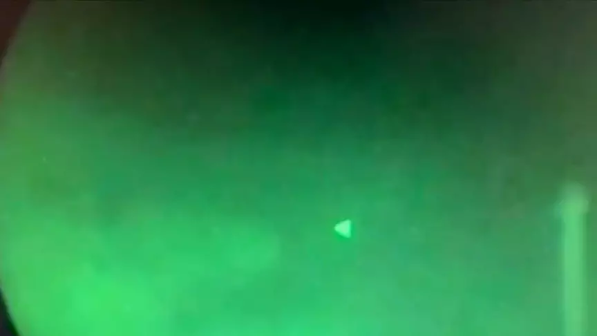 Leaked Navy Footage vum angeblechen UFO Bestätegt als Real Vum Pentagon