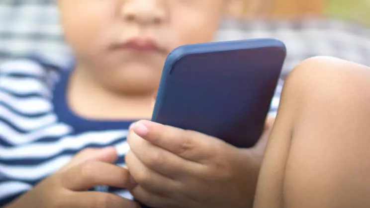 Mobile App Screens Children At Risk of Autism Spectrum Disorder