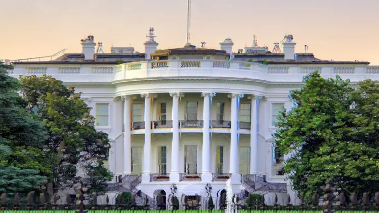 Белый дом мог подвергнуться невидимой «энергетической атаке»