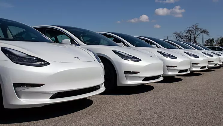Elon Musk explica los aumentos de precios del Tesla Model Y y 3