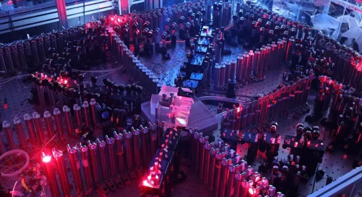 চীন বিশ্বের সবচেয়ে শক্তিশালী কোয়ান্টাম কম্পিউটারের দাবি করে, গুগলকে টপকে