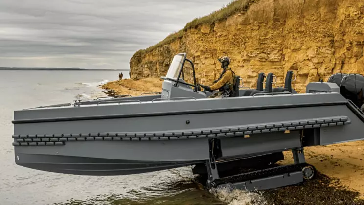 Ingeniero diseña manera ingeniosa de hacer que los barcos se muevan en tierra