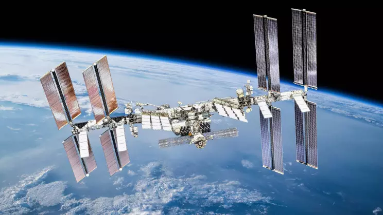 که روسیه پلانونه پریږدي د ISS به څه شي؟