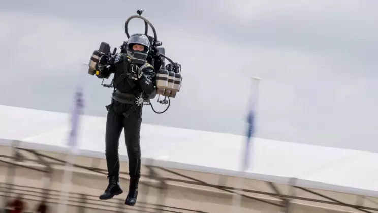 Un misterioso paese del sud-est asiatico acquista jetpack per uso militare