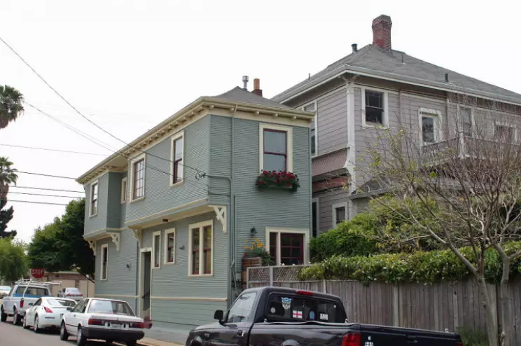 Alameda Spite House