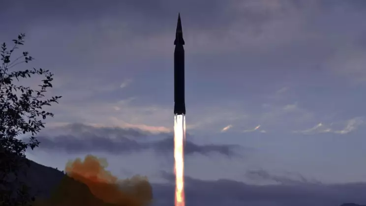 Corea del Norte afirma que su primera prueba de un misil hipersónico es un éxito