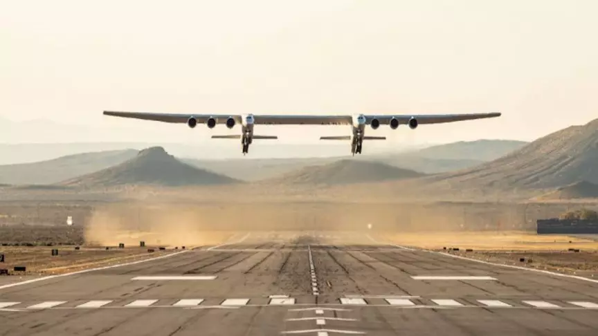 El avión volador más grande del mundo probó sus capacidades hipersónicas por quinta vez