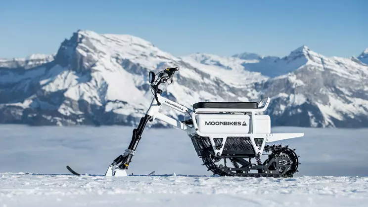 De earste elektryske snowbike fan 'e wrâld is klear om troch winterhellingen te riden