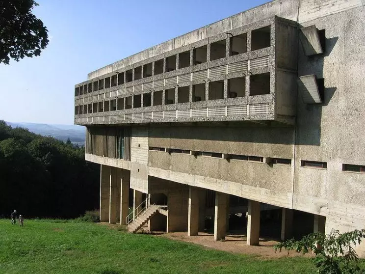 ûnsjogge moderne gebouwen