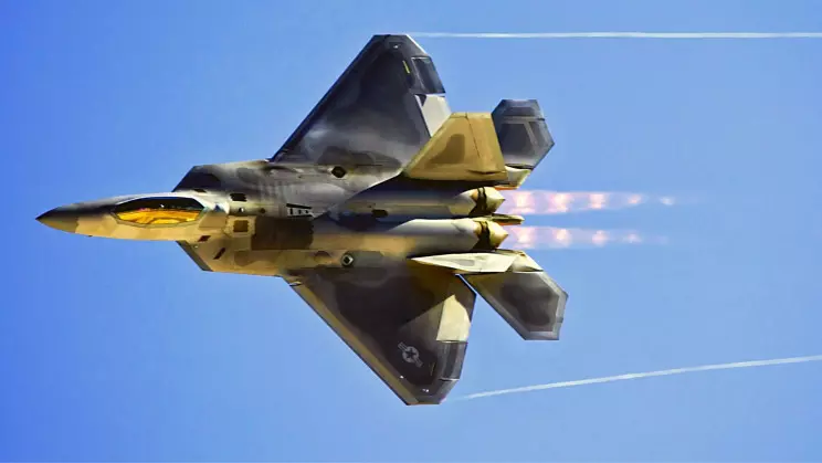 stealth-fighters-f35