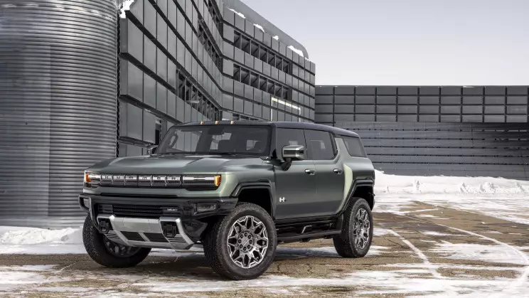 Il nuovo Hummer elettrico può percorrere 329 miglia e spedire il mese prossimo