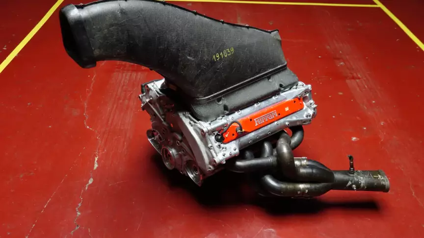Феррари 845-HP Формула 1 җиңүче двигателе хәзер сатыла