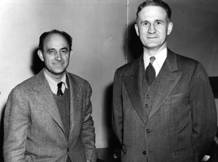 Enrico Fermi: L'home que va donar al món la fissió nuclear