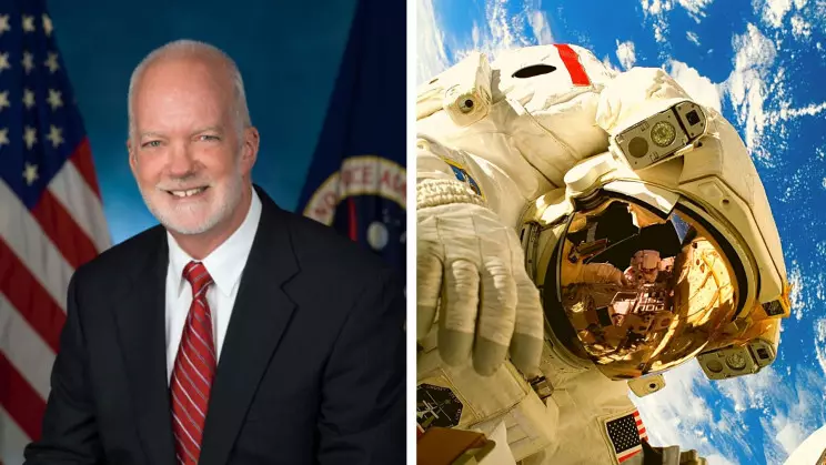 Un om de știință genial de la NASA care a îmbunătățit sănătatea astronauților, John B. Charles, a murit