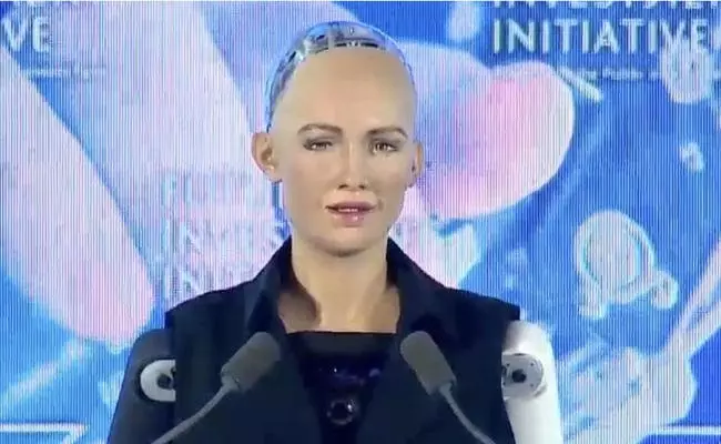 사우디 아라비아, 실제로 휴머노이드 로봇에 시민권 부여