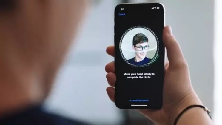 Apple iPhone X-ning yuz xaritasi ma'lumotlarini uchinchi tomon ilovalari bilan baham ko'rishni rejalashtirmoqda