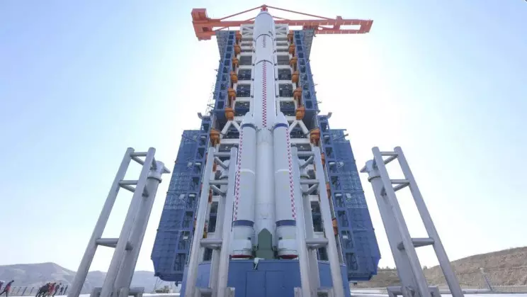 Lång 6 mars: Kina har precis lanserat sin senaste raket i omloppsbana