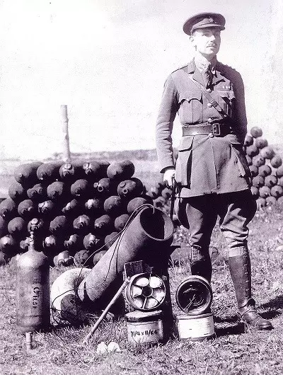 أجهزة عرض اللهب الكبيرة من معرض Livens: أسلحة الرعب في الحرب العالمية الأولى