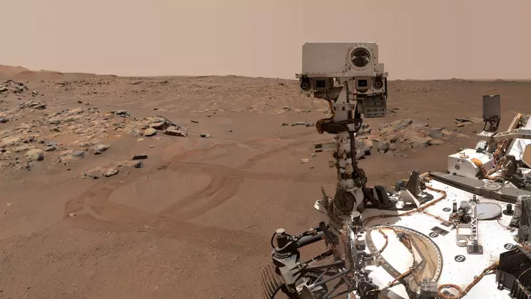 El rover Perseverance de la NASA sigue batiendo récords en Marte. 1046 pies en un día?