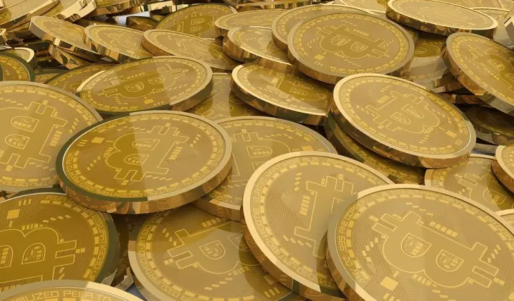 Bitcoin raste iznad 8000 dolara unatoč hakiranju od 30 milijuna dolara na Tetheru