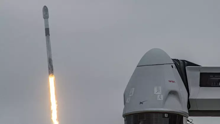 SpaceX landt voor de 12e keer een Falcon 9-booster, lanceert nog 53 Starlink-satellieten