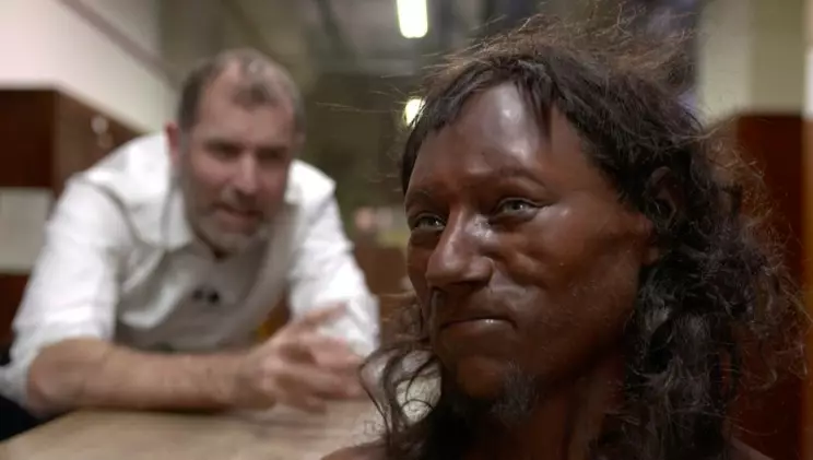 Nova DNK analiza otkriva da je najstariji Britanac, 'Cheddar Man', imao tamnu kožu i plave oči