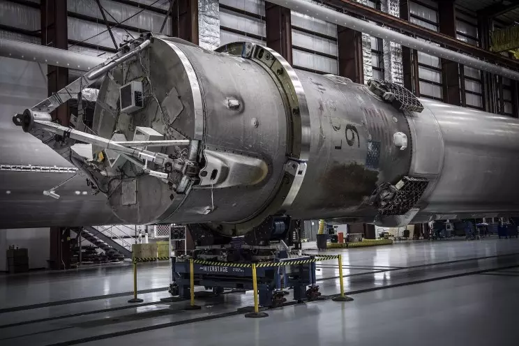 SpaceX-ning eng yaxshi lahzalari 17 ta ajoyib suratda
