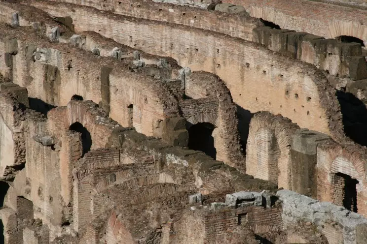 鬥獸場：羅馬帝國的工程奇蹟