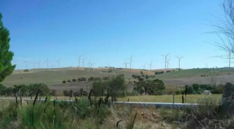 L'Australia Meridionale riceverà il più grande impianto di idrogeno alimentato da energia solare ed eolica del mondo