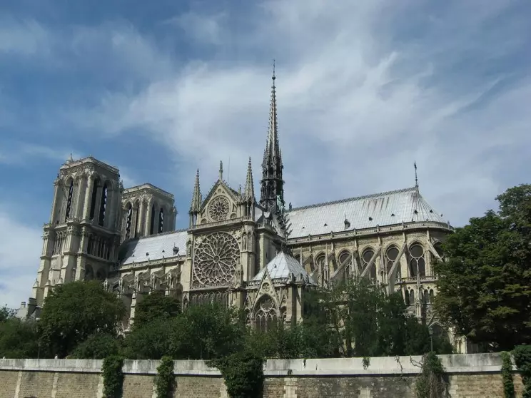 Témbongkeun Cathedrale Notre-Dame de Paris ti walungan