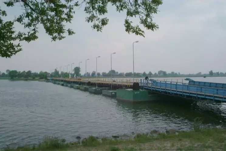 El puente de pontones: el puente flotante de la antigua China utilizado en las mayores batallas del siglo XX