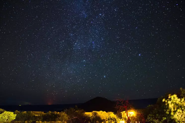 11 Ahantu heza cyane kwisi Kujya Stargazing