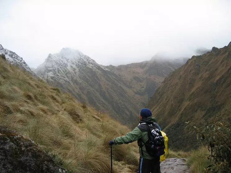 30 aplicacións, gadgets e elementos que necesitas para a túa aventura de mochila