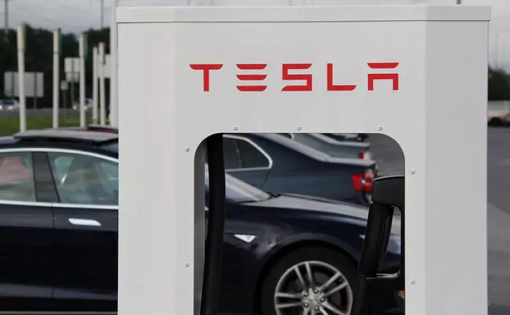 Madereva ya Tesla Hukusanya Data Kuonyesha Uharibifu wa Betri kwa Chini ya 10% Baada ya kilomita 250,000