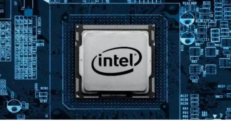 Az Intel végre bemutatta a 10 nm-es Cannon Lake processzorokat