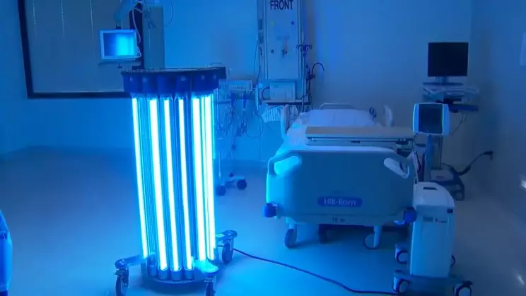 UV باکتریا وژني روبوټ د روغتون خونه د انسانانو په پرتله خورا ښه پاکوي