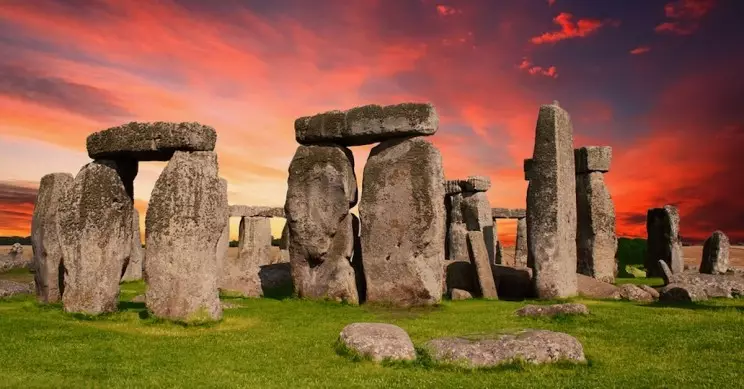 E doziela ihe omimi dị n'azụ onye wuru Stonehenge, ihe ọmụmụ ọhụrụ na-atụ aro