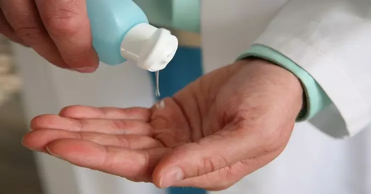 Superbugs Qed Isiru Aktar u Aktar Tolleranti għal Sanitizers tal-Idejn Ibbażati fuq l-Alkoħol