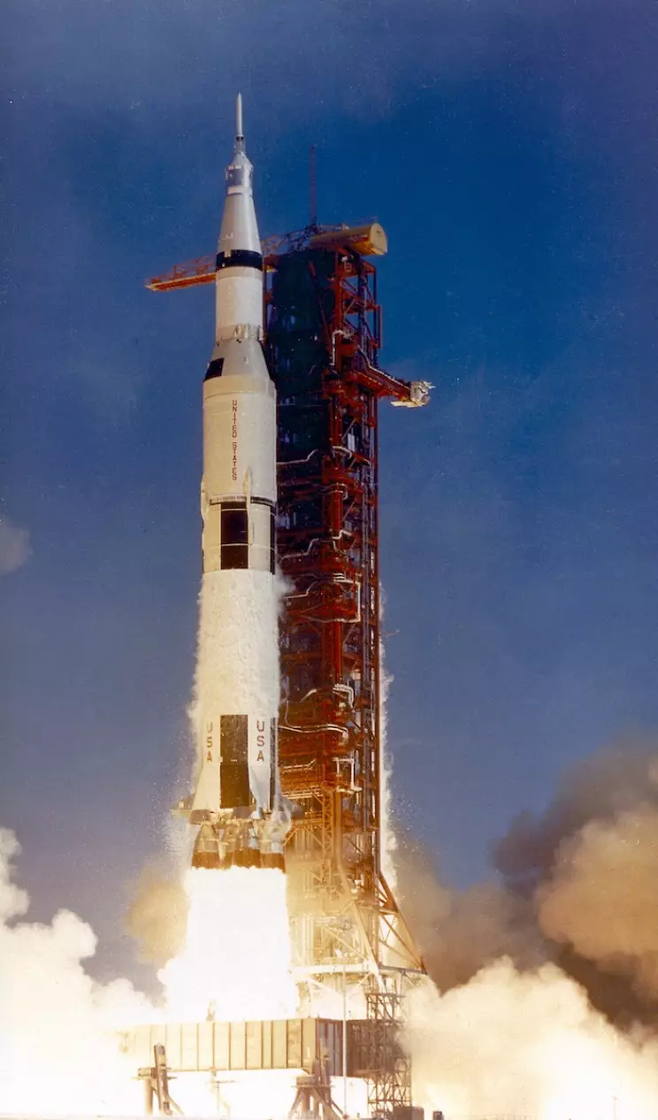 Izstrelitev misije Apollo 11