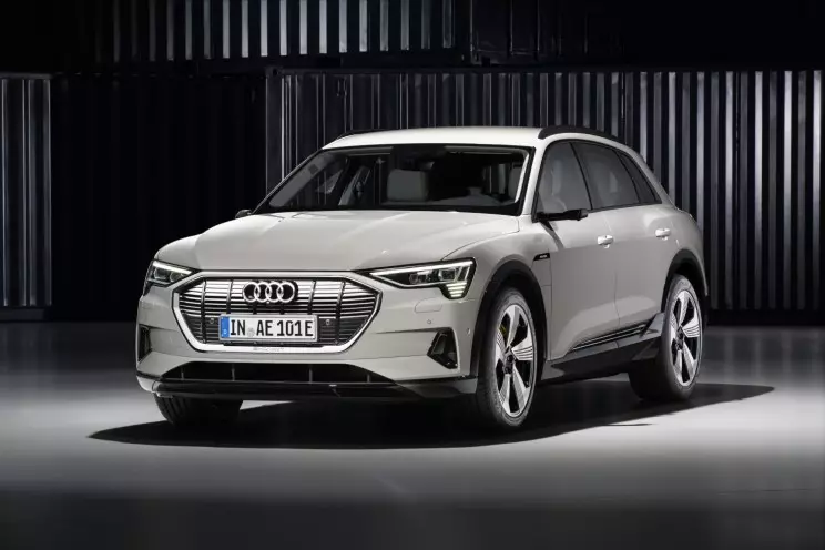 Audi presenta un SUV e-tron totalment elèctric per competir amb Tesla Model X